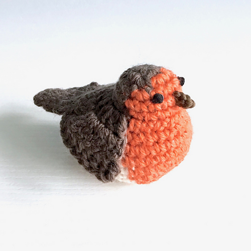 Ravelry: Robin pattern by Little Conkers