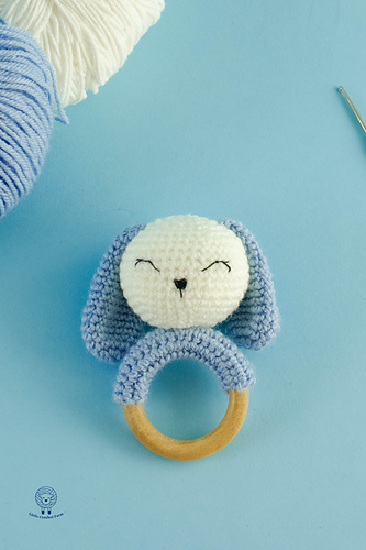 Ravelry: Sleepy bunny teething ring pattern by Ana Carolina Figueiredo