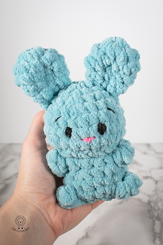 Ravelry: Chunky bunny amigurumi pattern by Ana Carolina Figueiredo