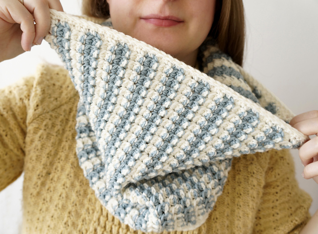 Ravelry: Edith Cowl pattern by Little Doolally