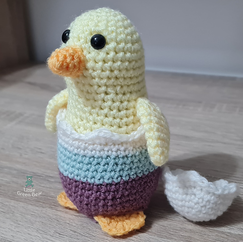 Ravelry: Charles the Chick pattern by Little Green Bear