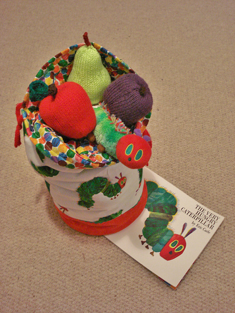 Ravelry: LittleJennieWren's A The Very Hungry Caterpillar Menu Toy Bag