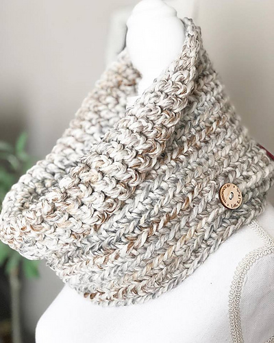 Ravelry: Simon Cowl pattern by Little Red Knits