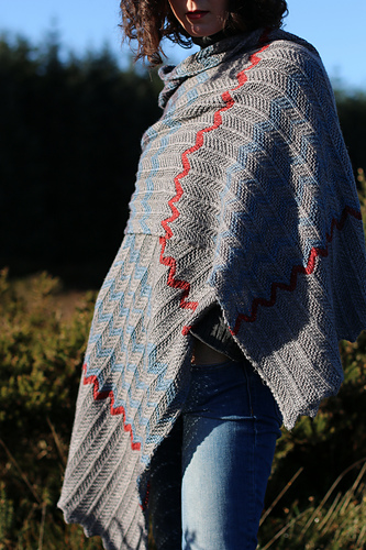 Ravelry: Dangle pattern by Carol Feller