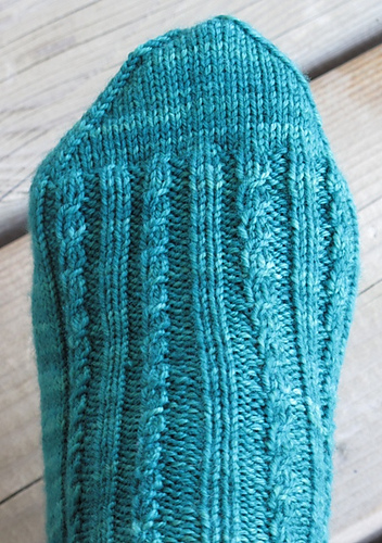 Ravelry: Easy Twist Socks pattern by Joan Janes