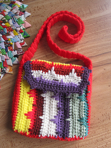 Ravelry: Mini Scrappy Swatch Purse pattern by LivelyCrochet - RhythmicYouth