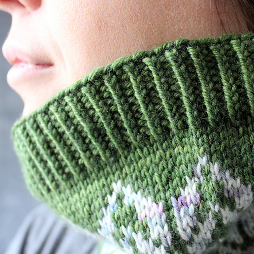 Ravelry: Flist Cowl pattern by Liz Corke