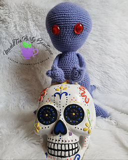 Ravelry: The Enfield Horror Cryptid pattern by Lizzie Livett-Buchanan