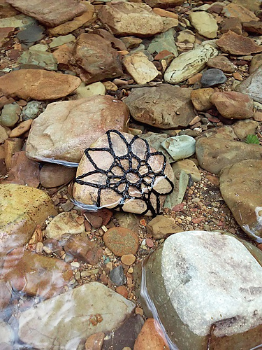 Ravelry: LizzieN03's Swift Eddy Tablecloth For a Rock