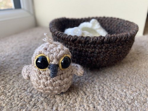 Ravelry: Owl with Hatching Owlet pattern by Laura Sutcliffe