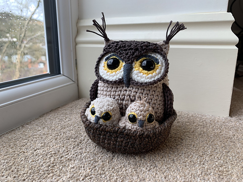 Ravelry: Owl with Hatching Owlet pattern by Laura Sutcliffe