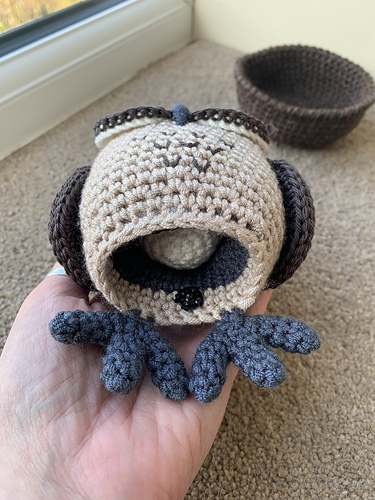 Ravelry: Owl with Hatching Owlet pattern by Laura Sutcliffe