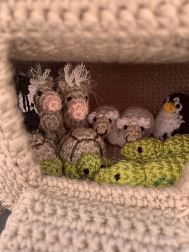 Ravelry: Noah's Ark & Animals pattern by Laura Sutcliffe