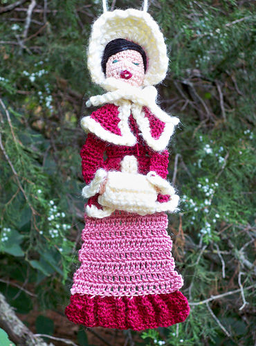 Ravelry: Woman Victorian Caroler pattern by LoisLeigh Anderson