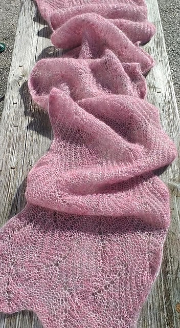 Ravelry: Myrafarn (Laceschal) pattern by Hannelore Papp