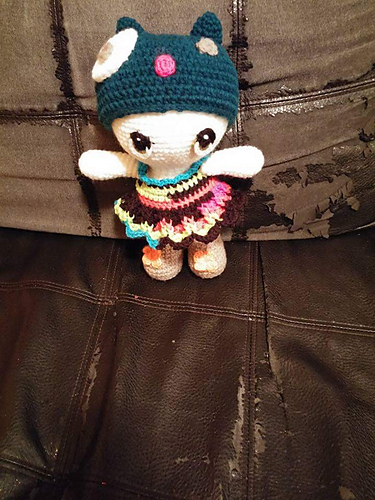 Ravelry: Weebee Doll - Mix and Match Clothing pattern by Laura Tegg