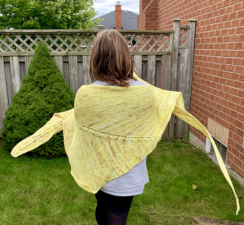 Ravelry: Garter Snake Shawl pattern by Laura Jones
