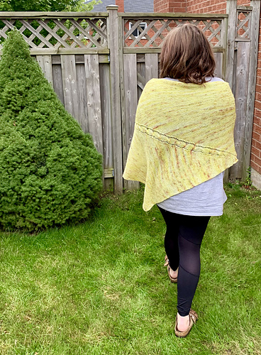 Ravelry: Garter Snake Shawl pattern by Laura Jones