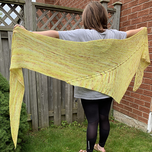 Ravelry: Garter Snake Shawl pattern by Laura Jones