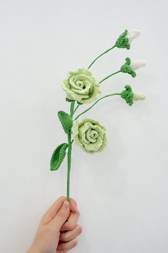 Ravelry: Crochet Lisianthus Flower pattern by Loopara Crochet