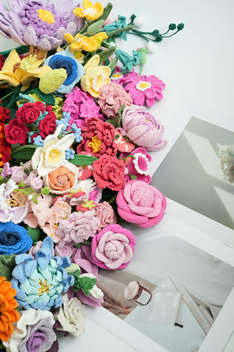 Ravelry: 59 Crochet Flower pattern by Loopara Crochet