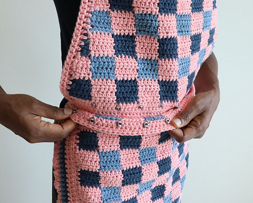 Ravelry: Checkered Two Piece Apron pattern by Rose Obom