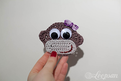 Ravelry: Cheeky Monkey Badge pattern by Loopsan