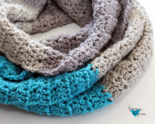 Ravelry: Criss Cross Infinity Scarf pattern by Loops and Love Crochet