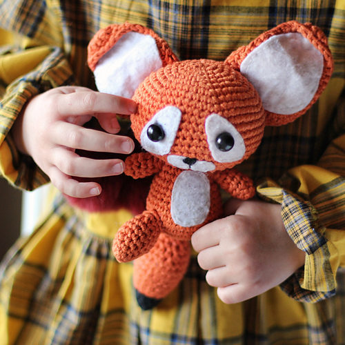 Ravelry: Fennec Foxy pattern by Angelina Taranina