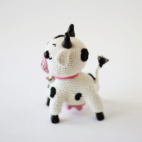 Ravelry: Cow Milka pattern by Angelina Taranina