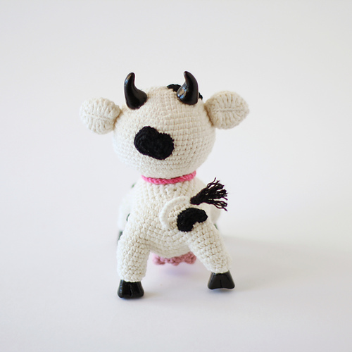 Ravelry: Cow Milka pattern by Angelina Taranina