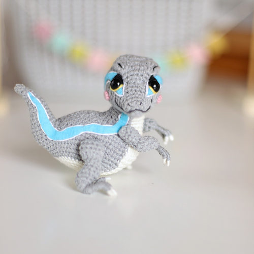 Ravelry: Velociraptor Vincent pattern by Angelina Taranina