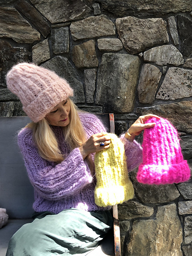 Ravelry: Snow Queen Beanie pattern by Loopy Mango