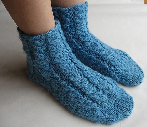 Ravelry: Cable Footies pattern by Leigh Radford