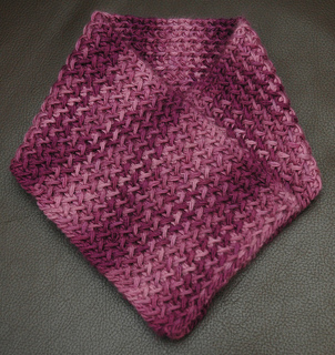 Ravelry: LDAS's Cashmere Neck Warmer