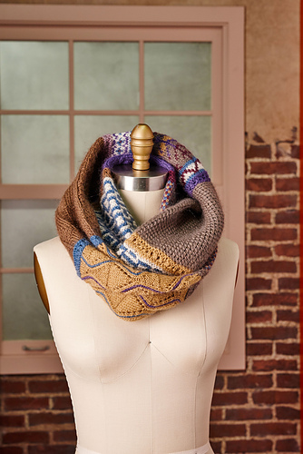 Ravelry: Color & Texture Cowl pattern by Lorilee Beltman