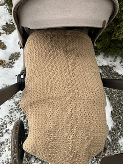 Ravelry: Evine Vognteppe pattern by Lottie Design