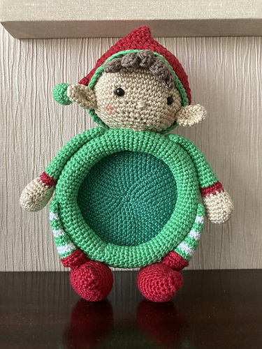 Ravelry: Photo Frame ELF pattern by Tatiana Kucherovska