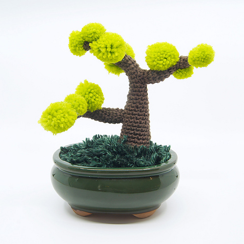 Ravelry: Simple Bonsai Tree pattern by LouiesLoops