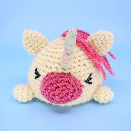 Ravelry: Reversible Unicorn pattern by LouiesLoops