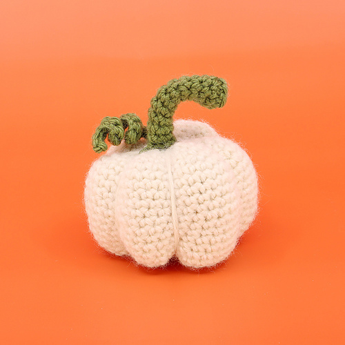 Ravelry: Amigurumi No Sew Pumpkin pattern by LouiesLoops