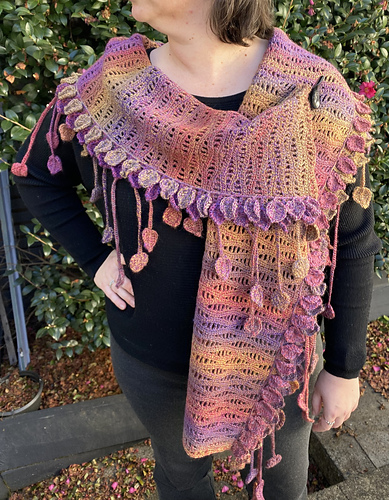 Ravelry: Golden in the Sunlight Wrap/Shawl pattern by Sue Stapleton
