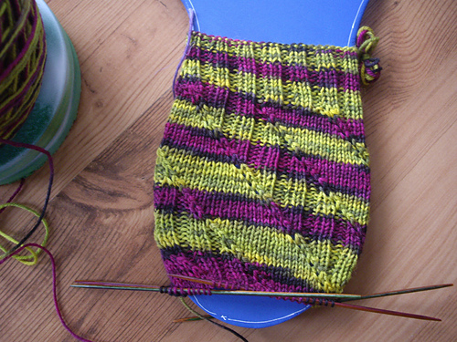 Ravelry: Scribble Socks pattern by Theresia Lew