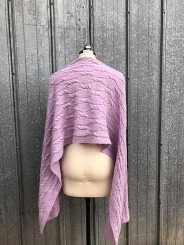 Ravelry: Lilac Twist pattern by Lucinda Iglesias