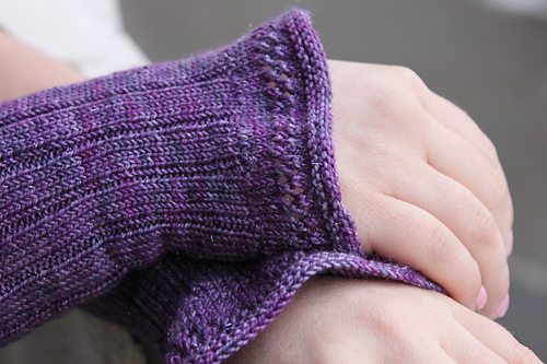 Ravelry: Frilly Cuffs pattern by Valya Boutenko