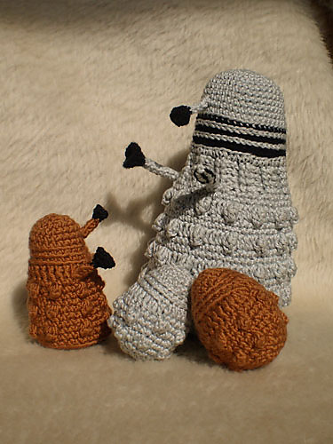 Ravelry: Of eggs and Daleks pattern by Kati Galusz