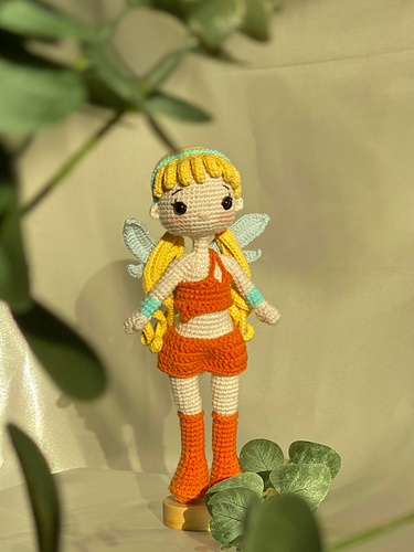 Ravelry: Winx club/ KATSEYE dolls pattern by Luna Amigurumi