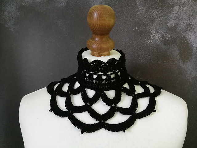 Ravelry: Gothic high neck collar pattern by Kristina Tamulevičiūtė