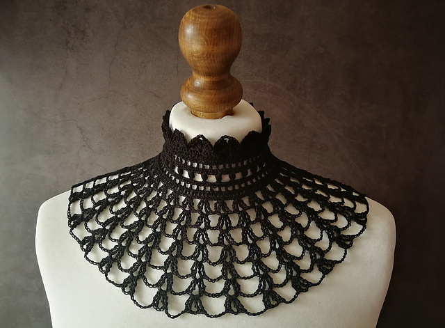 Ravelry: Gothic high neck collar pattern by Kristina Tamulevičiūtė