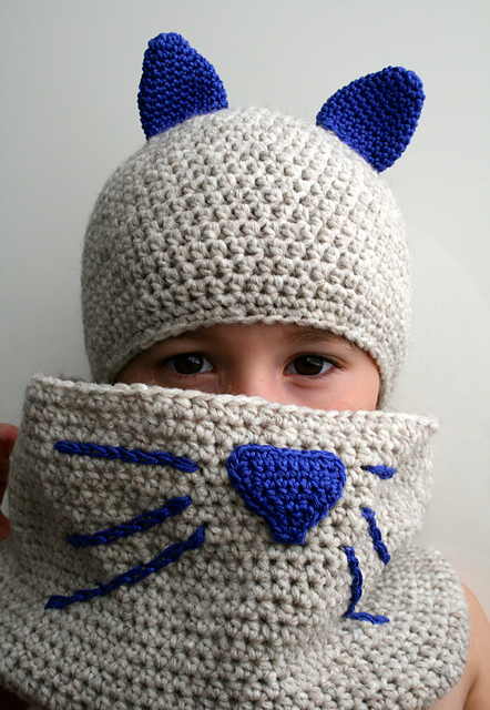 Ravelry: Baby Kids Cat Hat and Cowl 180 pattern by Luz Mendoza